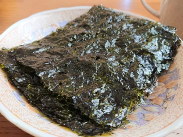 豚キムチチャーハンの簡単レシピ。コチュジャンでピリ辛UP★目玉焼きと海苔 | カライチ